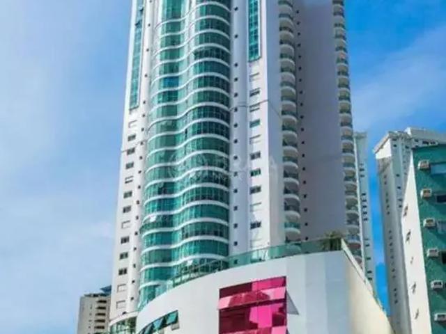 Apartamento para Venda em Balneário Camboriú/SC Centro 3 Quartos
