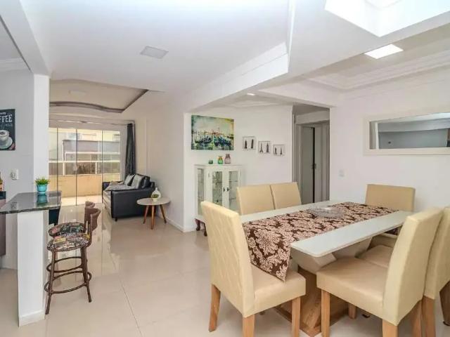 Apartamento para Venda em Balneário Camboriú/SC Centro 3 Quartos