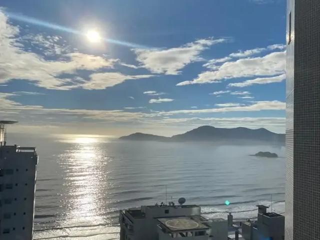 Apartamento para Venda em Balneário Camboriú/SC Centro 3 Quartos