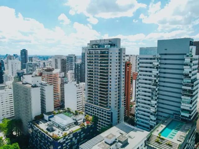 Apartamento para Venda em Balneário Camboriú/SC Centro 3 Quartos