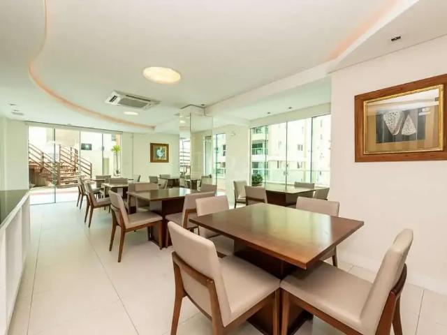 Apartamento para Venda em Balneário Camboriú/SC Centro 3 Quartos