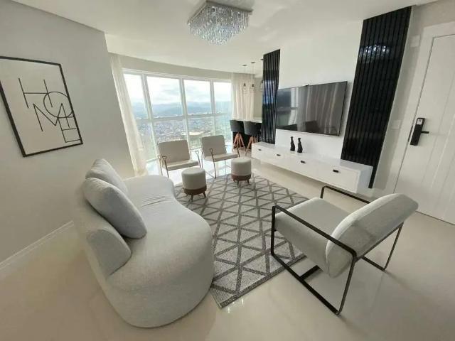 Apartamento para Venda em Balneário Camboriú/SC Centro 3 Quartos
