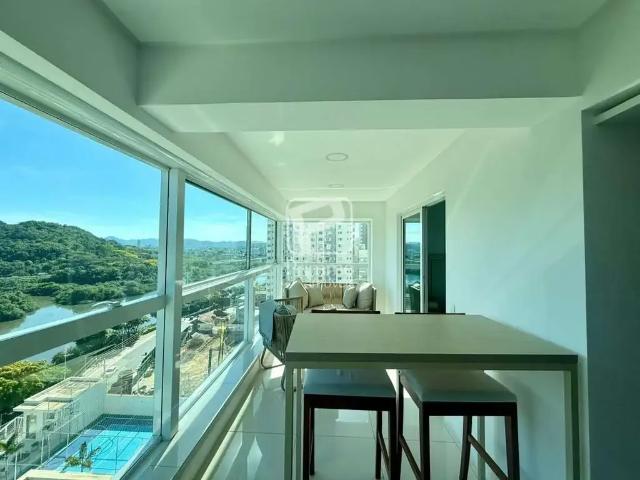Apartamento para Venda em Balneário Camboriú/SC Centro 3 Quartos