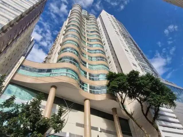 Apartamento para Venda em Balneário Camboriú/SC Centro 3 Quartos