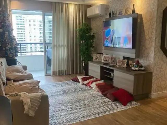 Apartamento para Venda em Balneário Camboriú/SC Centro 3 Quartos