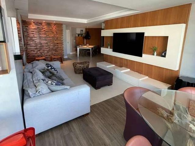 Apartamento para Venda em Balneário Camboriú/SC Centro 3 Quartos