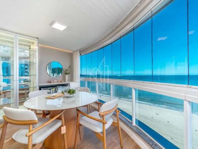Apartamento para Venda em Balneário Camboriú/SC Centro 3 Quartos