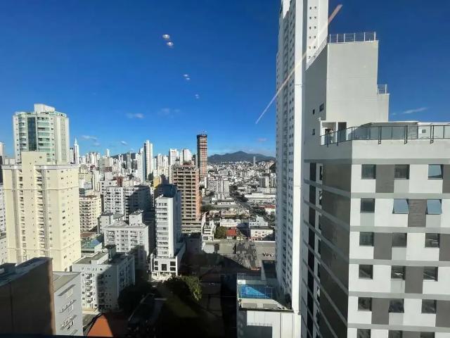 Apartamento para Venda em Balneário Camboriú/SC Centro 3 Quartos