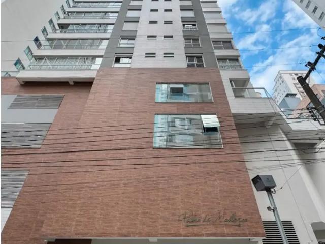 Apartamento para Venda em Balneário Camboriú/SC Centro 3 Quartos