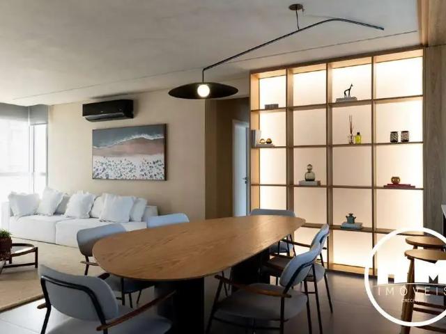 Apartamento para Venda em Balneário Camboriú/SC Centro 3 Quartos