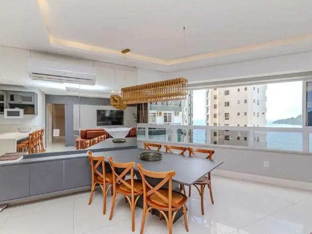 Apartamento para Venda em Balneário Camboriú/SC Centro 3 Quartos