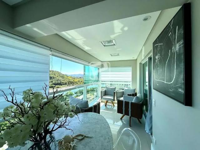Apartamento para Venda em Balneário Camboriú/SC Centro 3 Quartos