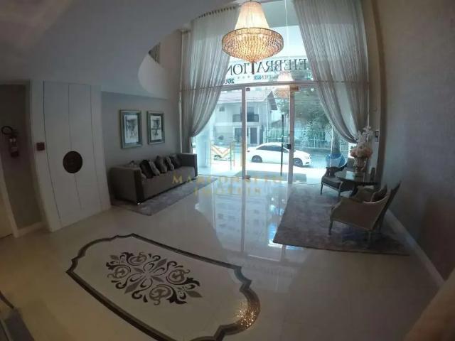 Apartamento para Venda em Balneário Camboriú/SC Centro 3 Quartos