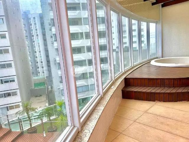 Apartamento para Venda em Balneário Camboriú/SC Centro 3 Quartos