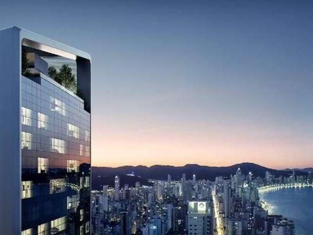 Apartamento para Venda em Balneário Camboriú/SC Centro 3 Quartos