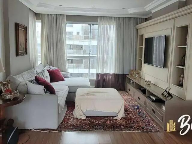 Apartamento para Venda em Balneário Camboriú/SC Centro 3 Quartos