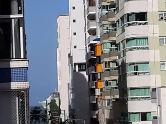 Apartamento para Venda em Balneário Camboriú/SC Centro 3 Quartos