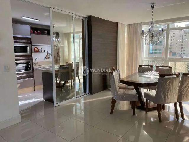 Apartamento para Venda em Balneário Camboriú/SC Centro 3 Quartos