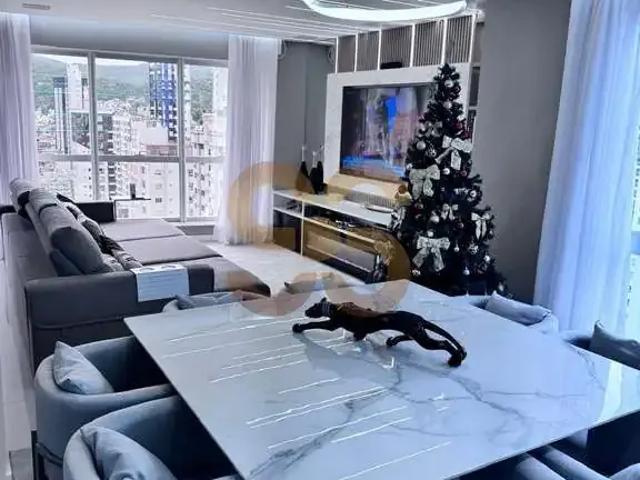 Apartamento para Venda em Balneário Camboriú/SC Centro 3 Quartos