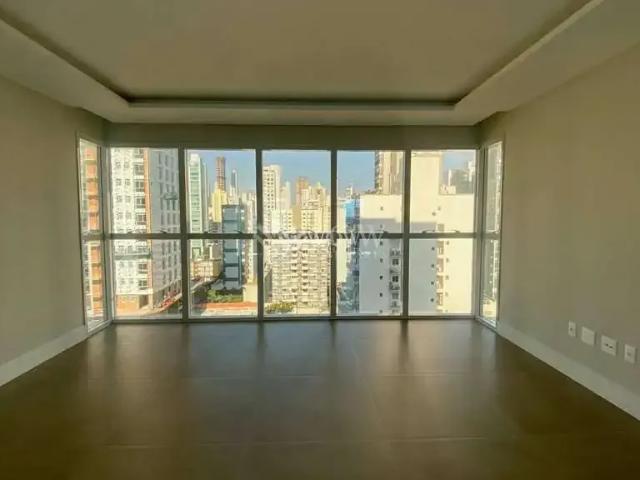 Apartamento para Venda em Balneário Camboriú/SC Centro 3 Quartos