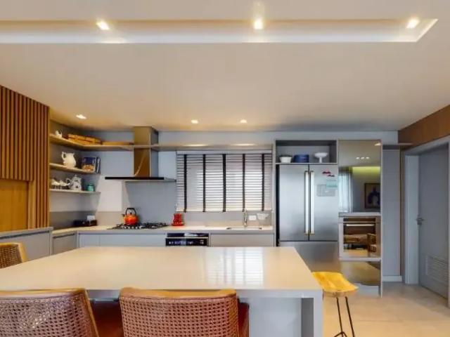 Apartamento para Venda em Balneário Camboriú/SC Centro 3 Quartos