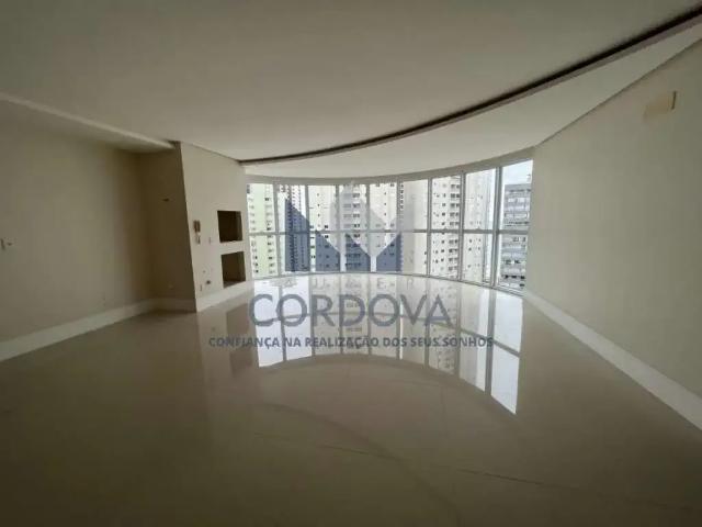 Apartamento para Venda em Balneário Camboriú/SC Centro 3 Quartos