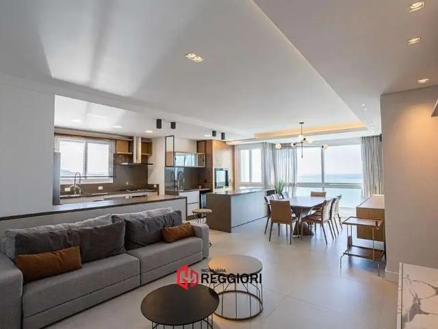 Apartamento para Venda em Balneário Camboriú/SC Centro 3 Quartos