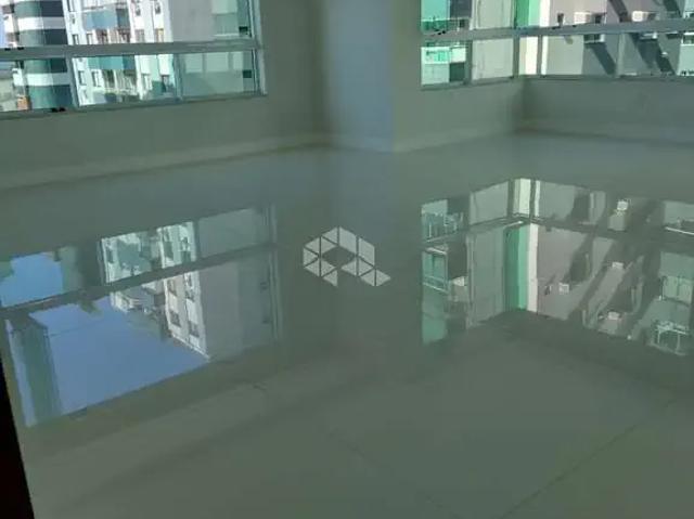 Apartamento para Venda em Balneário Camboriú/SC Centro 3 Quartos