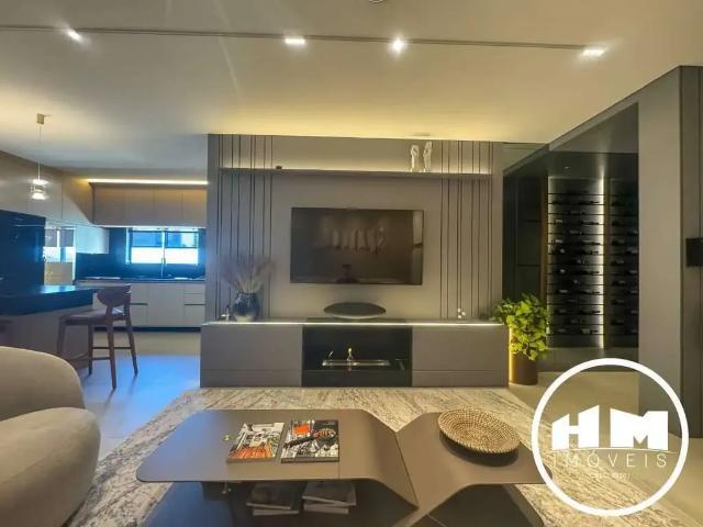 Apartamento para Venda em Balneário Camboriú/SC Centro 3 Quartos