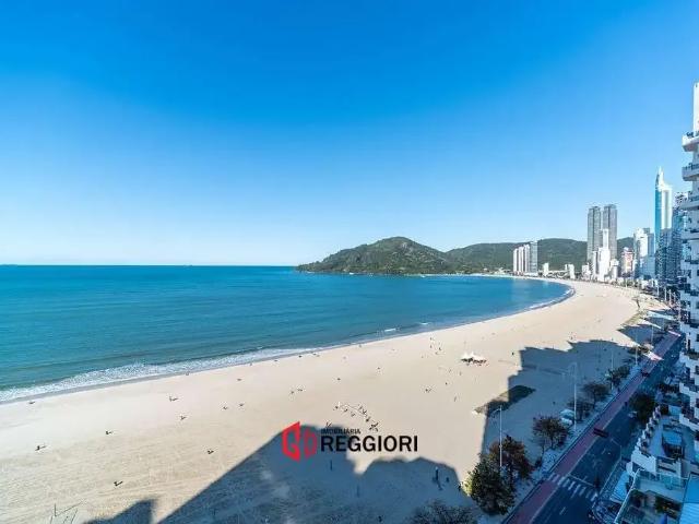 Apartamento para Venda em Balneário Camboriú/SC Centro 3 Quartos