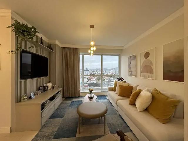 Apartamento para Venda em Balneário Camboriú/SC Centro 3 Quartos