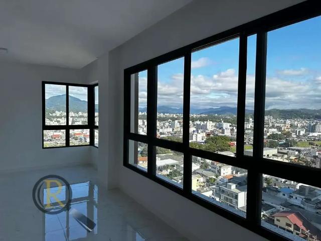 Apartamento para Venda em Balneário Camboriú/SC Centro 3 Quartos