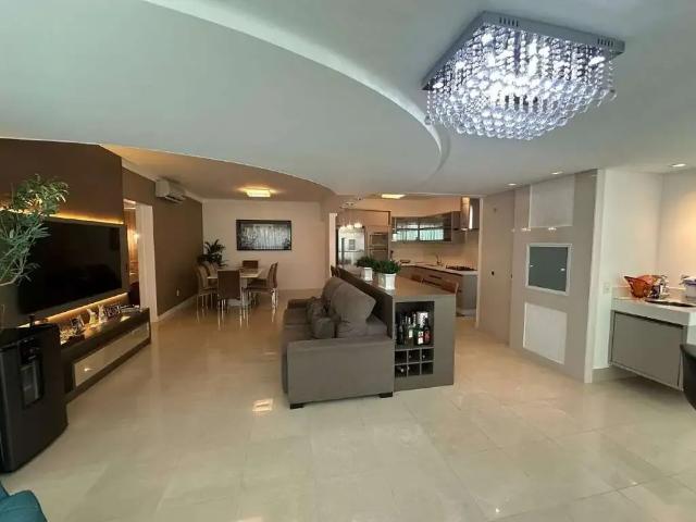 Apartamento para Venda em Balneário Camboriú/SC Centro 3 Quartos