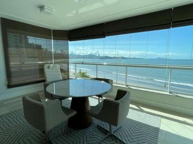 Apartamento para Venda em Balneário Camboriú/SC Centro 3 Quartos