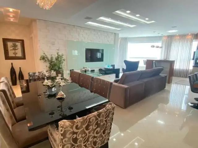 Apartamento para Venda em Balneário Camboriú/SC Centro 3 Quartos