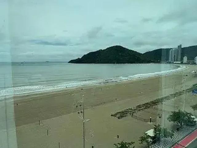 Apartamento para Venda em Balneário Camboriú/SC Centro 3 Quartos