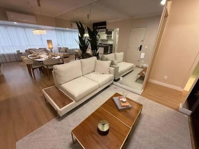 Apartamento para Venda em Balneário Camboriú/SC Centro 3 Quartos