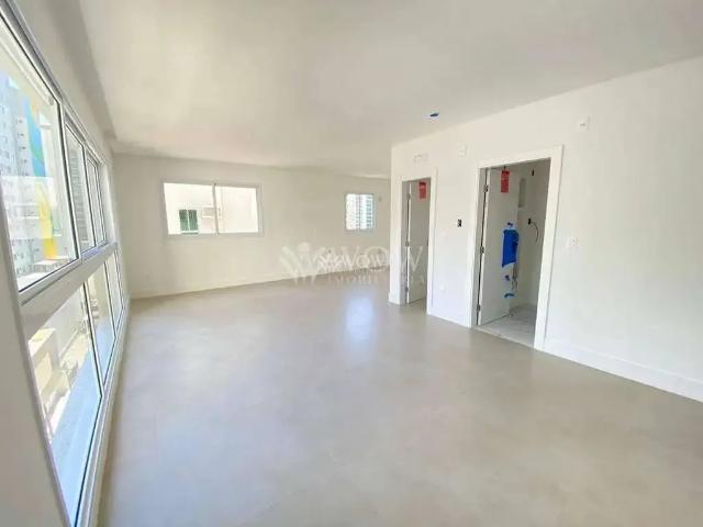 Apartamento para Venda em Balneário Camboriú/SC Centro 3 Quartos