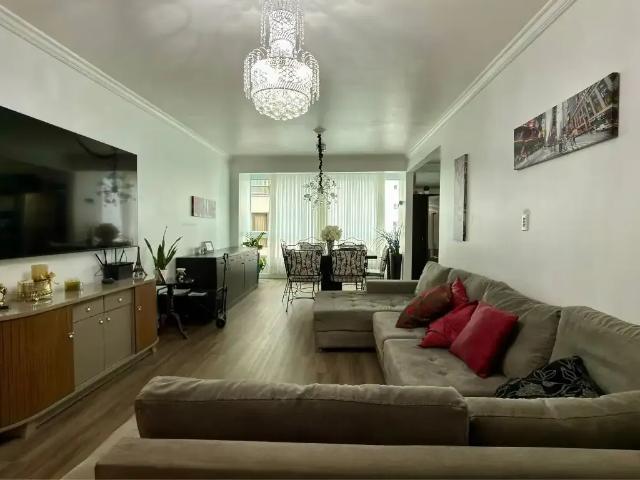 Apartamento para Venda em Balneário Camboriú/SC Centro 3 Quartos