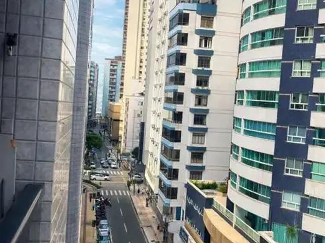 Apartamento para Venda em Balneário Camboriú/SC Centro 3 Quartos