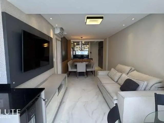 Apartamento para Venda em Balneário Camboriú/SC Centro 3 Quartos