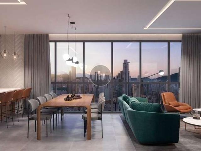 Apartamento para Venda em Balneário Camboriú/SC Centro 3 Quartos