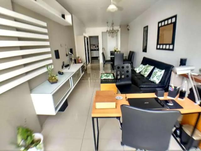 Apartamento para Venda em Balneário Camboriú/SC Centro 3 Quartos