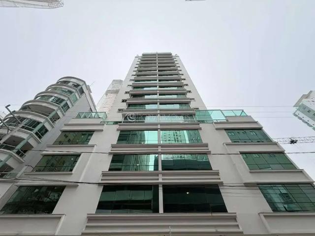 Apartamento para Venda em Balneário Camboriú/SC Centro 3 Quartos