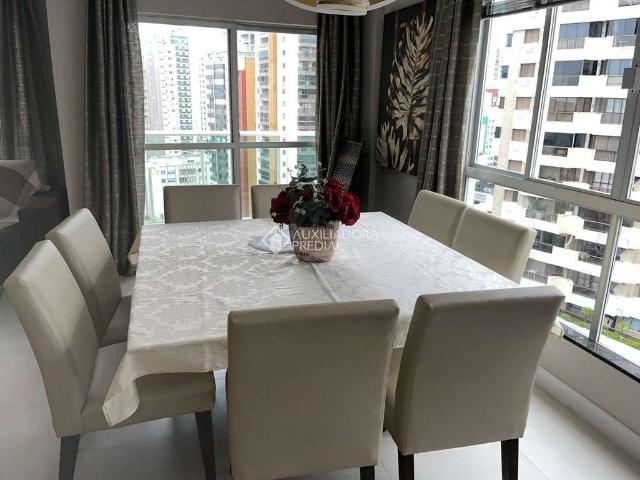 Apartamento para Venda em Balneário Camboriú/SC Centro 3 Quartos