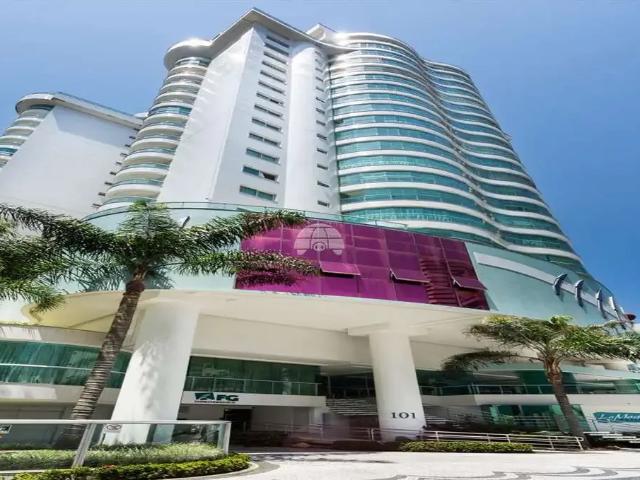 Apartamento para Venda em Balneário Camboriú/SC Centro 3 Quartos