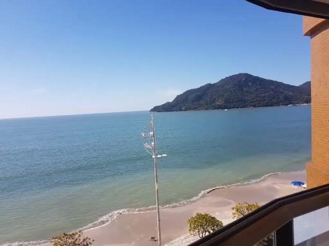 Apartamento para Venda em Balneário Camboriú/SC Centro 3 Quartos