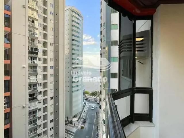 Apartamento para Venda em Balneário Camboriú/SC Centro 3 Quartos