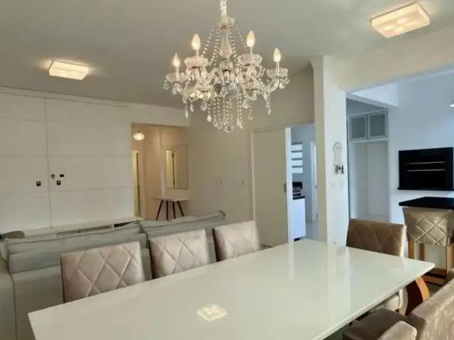Apartamento para Venda em Balneário Camboriú/SC Centro 3 Quartos