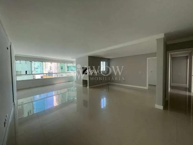 Apartamento para Venda em Balneário Camboriú/SC Centro 3 Quartos